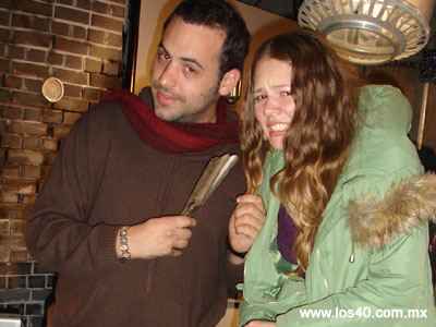 Jesse & Joy durante la grabación del video Espacio Sideral ...