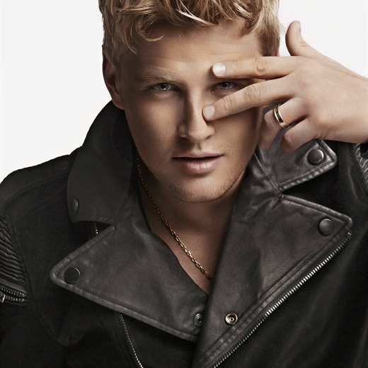 Alexander Acha lanza su segundo sencillo | Actualidad | LOS40 México