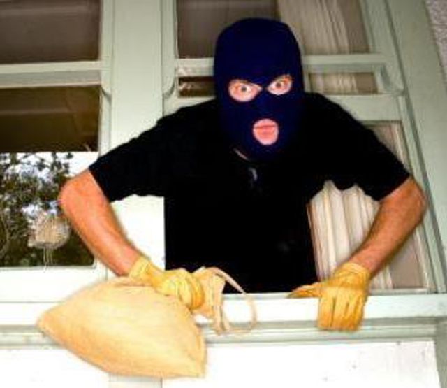 ¡Ratero olvida a su hija! | Actualidad | LOS40 México