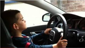 niño enano: Atrapan a un niño conduciendo y asegura ser un enano al que ...