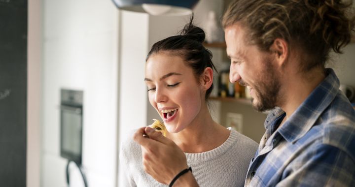 Mujeres con novios feos tienden a comer más comida chatarra ...