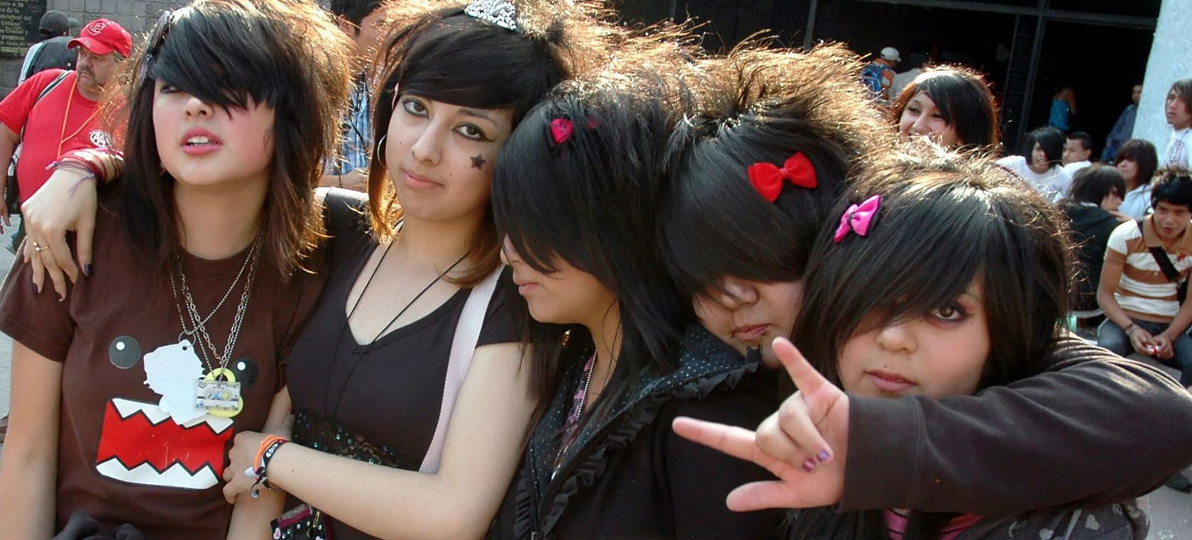 Emos: Emos reaparecen en las redes sociales como profesionistas y se ...